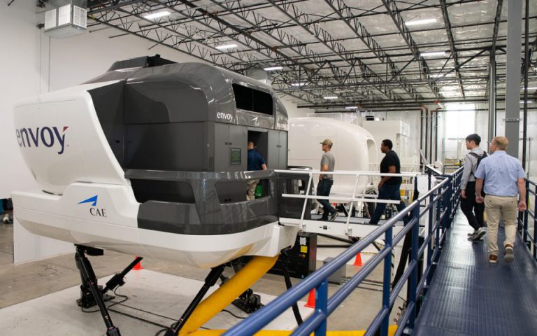 Soaring In the SIMs for National Aviation Day – Envoy Air